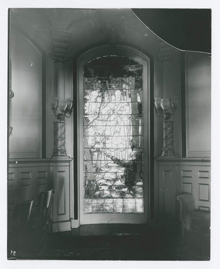 Do modern temples have a Holy of Holies and what is its purpose?